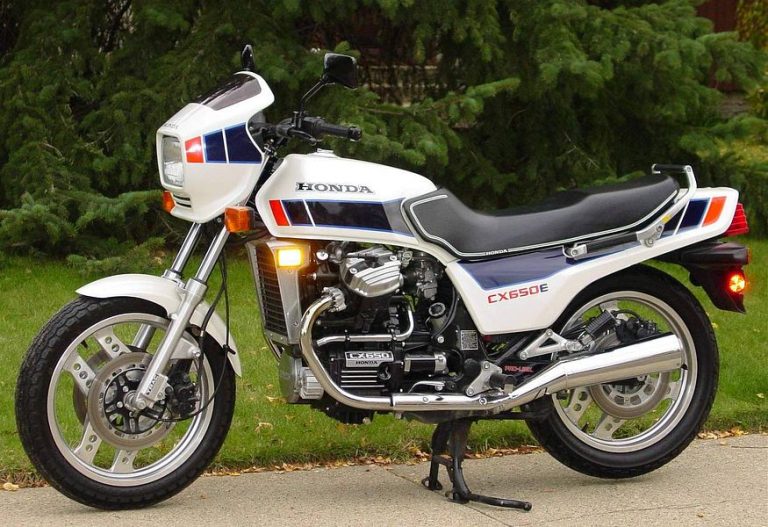 Honda VT750 Shadow (2004-06) - motorcycle specifications