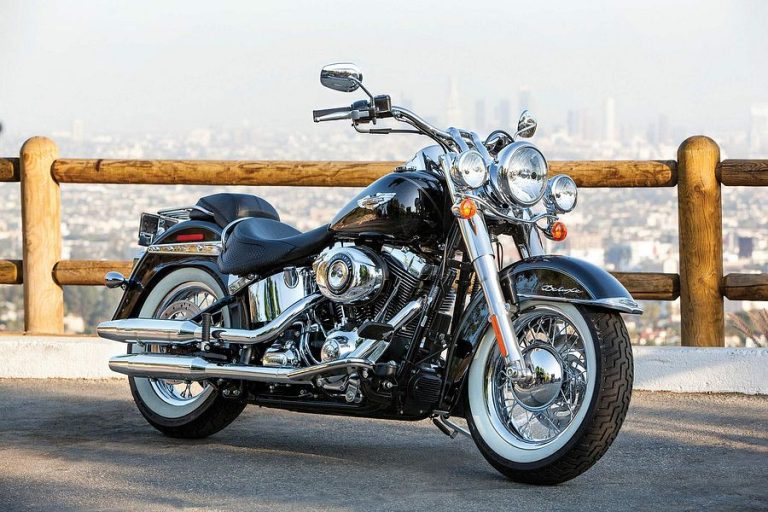 Harley Davidson Softail Fat Bob 107 (2018) - motorcycle specifications