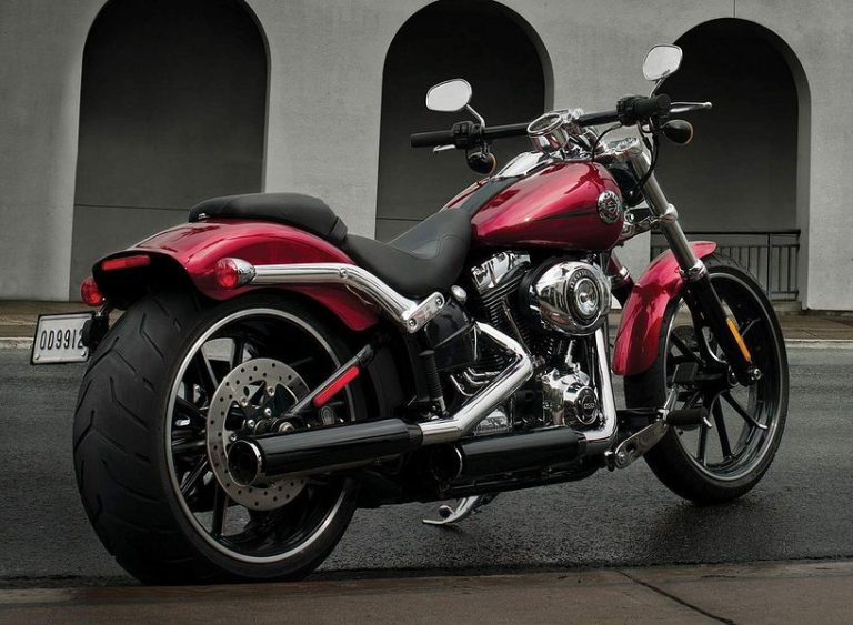 Harley Davidson FXSB Softail Breakout (2013) - motorcycle specifications